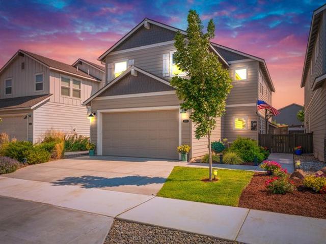 2570 NW Spruce Pl, Redmond, OR 97756