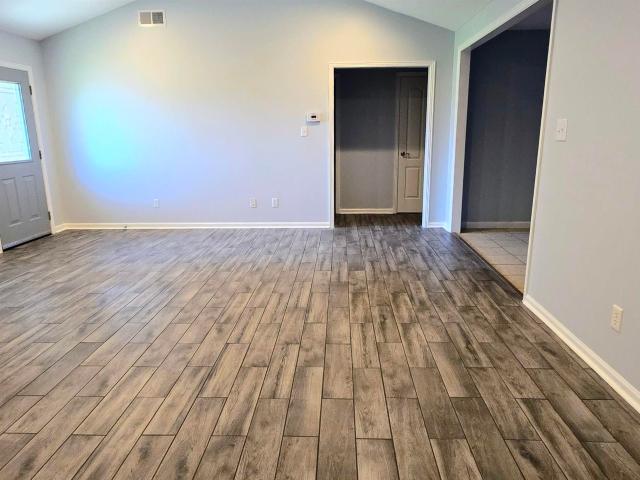 2570 Highway 284