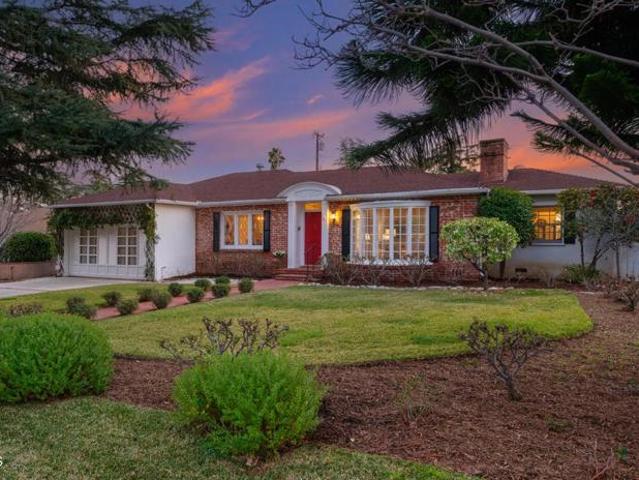 2570 Las Lunas St, Pasadena, CA 91107