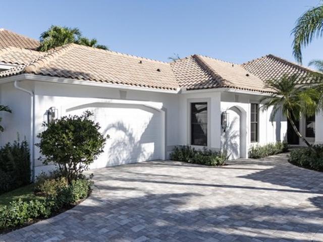 2570 Players Ct, Wellington, FL 33414