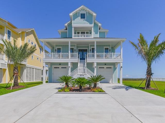 25715 Snowy Egret Dr, Galveston, TX 77554