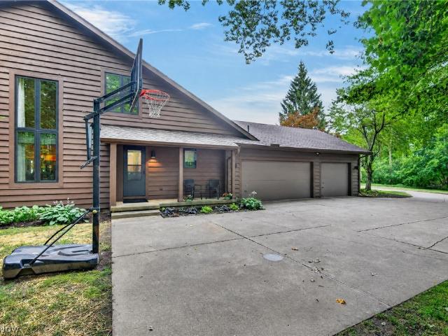 2571 Cedarwood Road