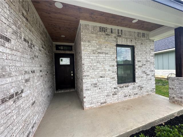 2571 Dove Crossing Ln, Navasota, TX 77868 | MLS #26004 | Compass
