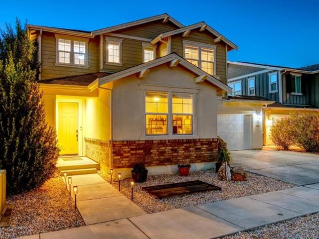 2571 Estery Ln, Santa Rosa, CA 95403
