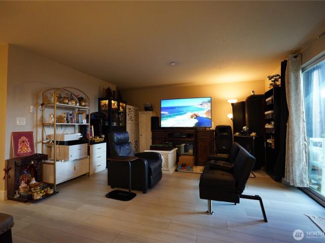 25720 th Avenue SE # F102