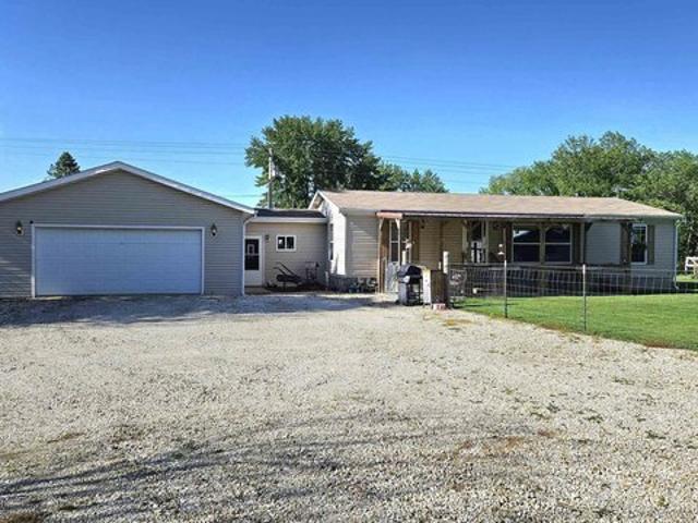 25721 N Dogpatch Rd, Ellisville, IL 61431