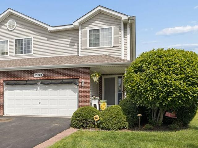 25724 S Red Stable Ln, Channahon, IL 60410