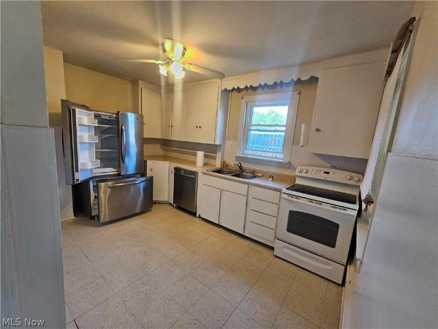 2572 Brecksville Road
