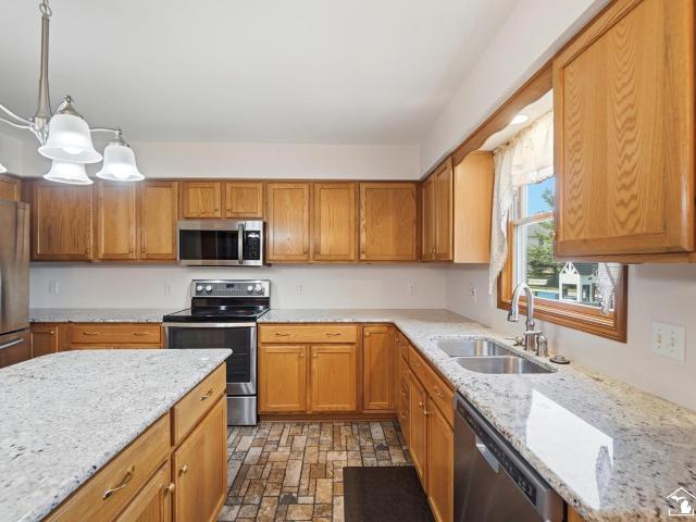 2572 Chapel Creek Drive