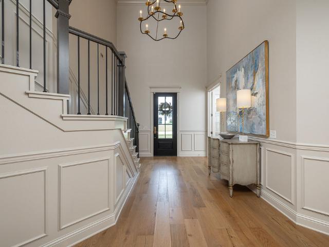 2572 Riverfront Lane