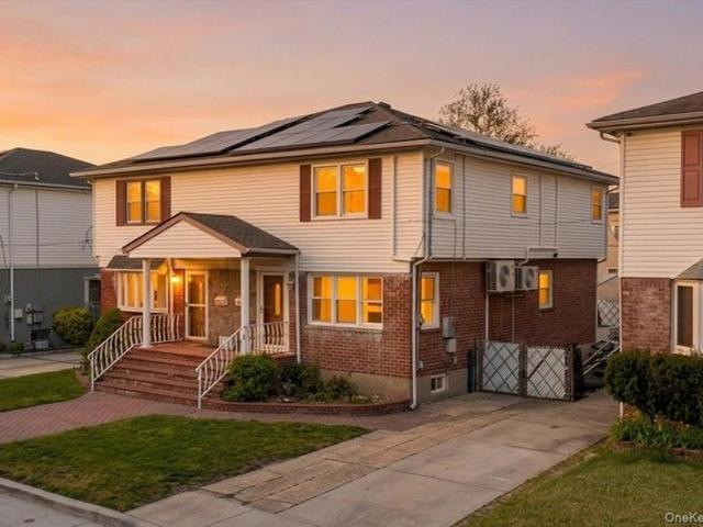 25733 th Rd, Rosedale, NY 11422