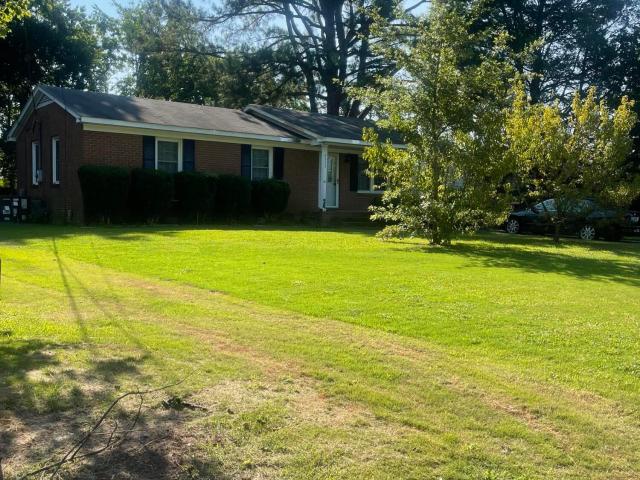 2573 Rosewood Drive