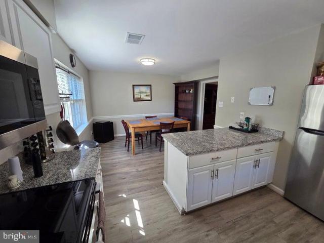 2573 Windbreak Drive