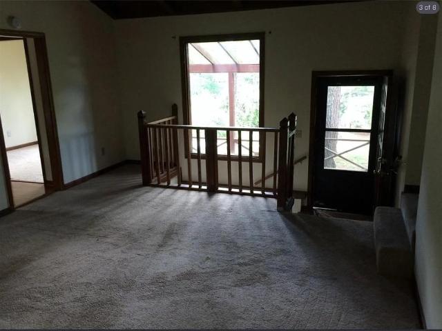 257 Castleair Drive NE