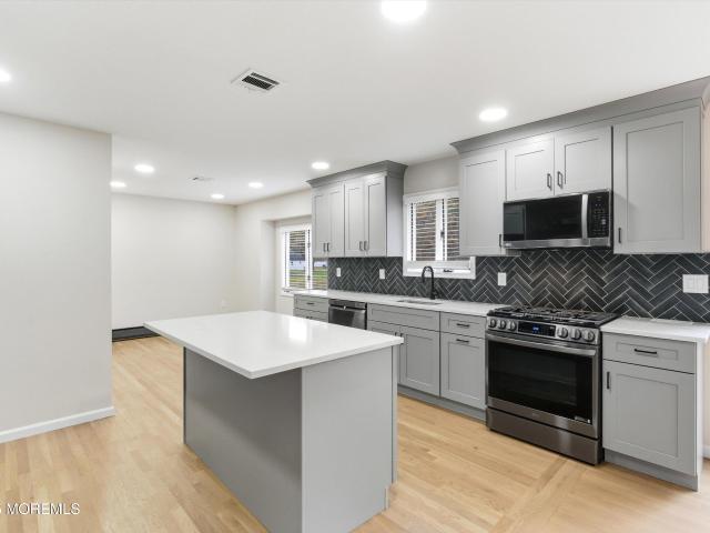 257 Alexander Avenue