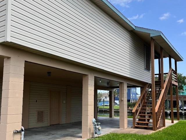 257 Barracuda St, Bayou Vista, TX 77563 | MLS #7334