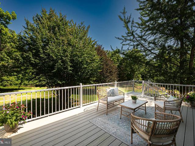 257 Glen Mills Rd, Glen Mills, PA 19342 | MLS #PADE2120