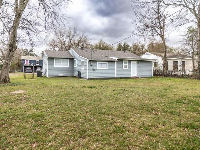 257 Graham Ave, Bonham, TX 75418 | MLS #21201 | Compass