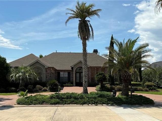 257 E Augusta Ln, Slidell, LA 70458