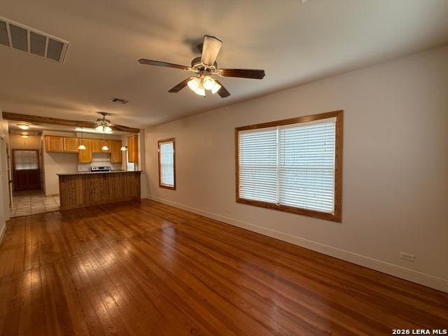257 E Garza St