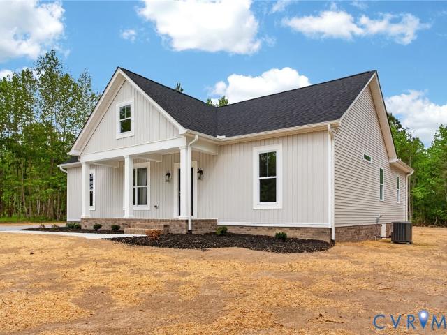 257 E Sunrise Drive