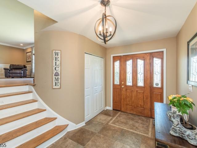 257 Eyland Ave, Succasunna, NJ 07876 | MLS #4022 | Compass