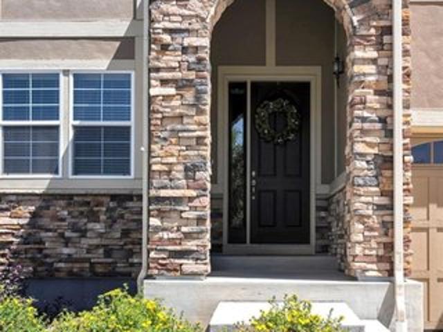 257 Horizon Ave, Erie, CO 80516
