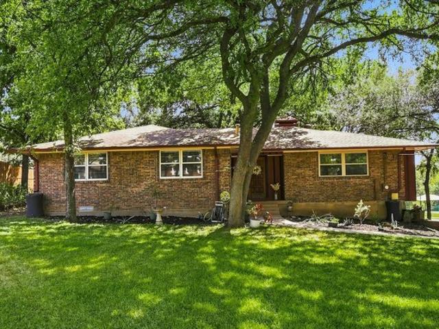 257 Oak St, Highland Village, TX 75077