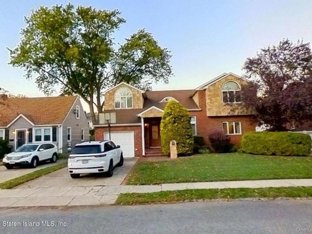 257 Locust Ave, Staten Island, NY 10306