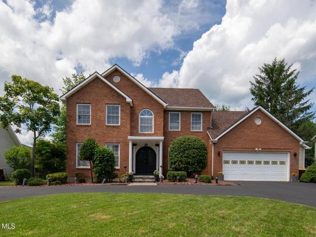 257 Longhouse Ln, Slingerlands, NY 12159