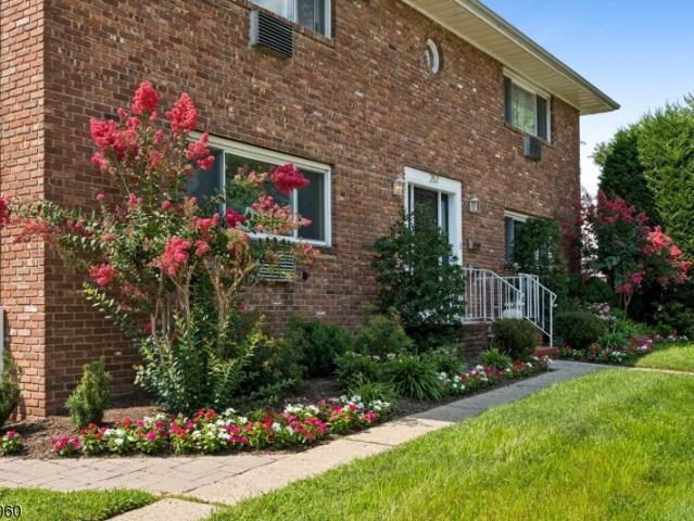 257 Main St # B