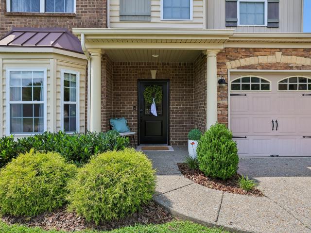 257 Meandering Dr