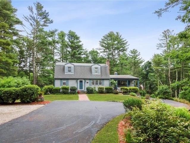 257 Shannock Rd, South Kingstown, RI 02879