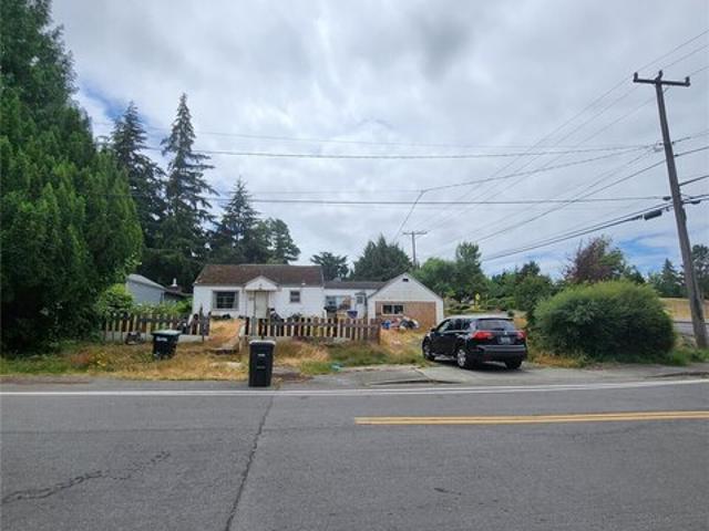 257 SW 131st St, Burien, WA 98146