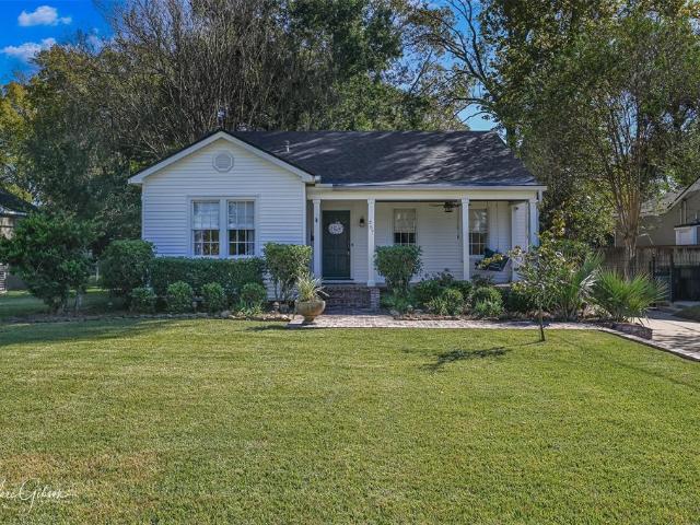 257 Preston Avenue