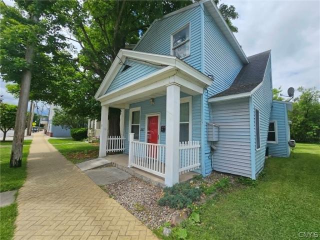 257 W Genesee Street