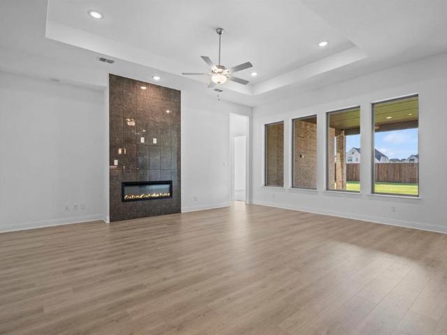 257 Wheatgrass Rd, Waxahachie, TX 75165 | MLS #21160