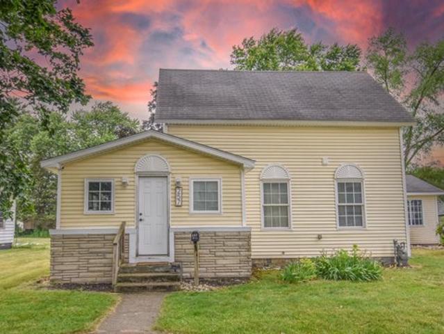 257 Winona St, Bronson, MI 49028