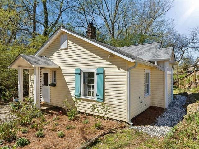 257 Vance Cir NE, Marietta, GA 30060 | MLS #7737 | Compass