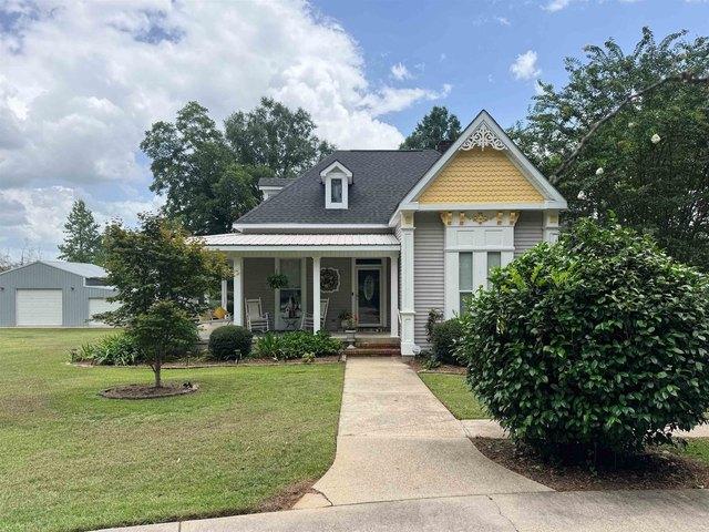 25848 Straughn School Rd, Andalusia, AL 36421