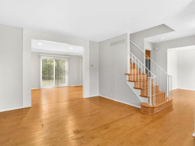 2584 Coral Drive, Troy, US, MI