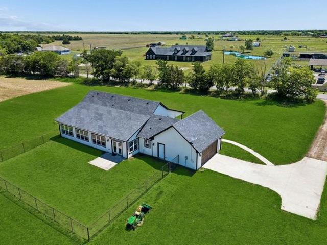 2584 County Road 2134 Rd, Caddo Mills, TX 75135