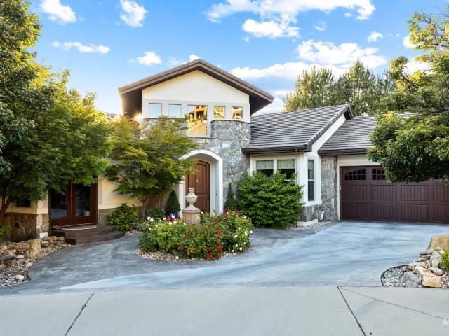 2584 E Varco Via Ct