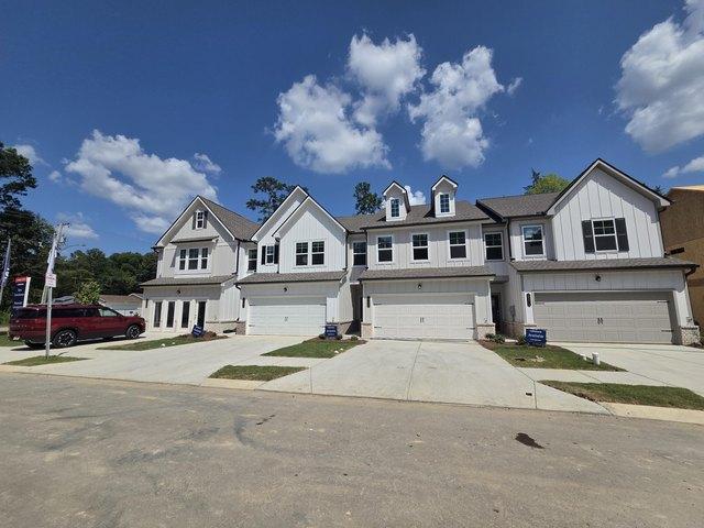 2584 Henson Ct Unit 2, Chattanooga, TN 37421