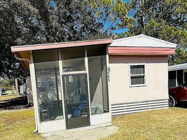 2585 LA Linda Dr, New Smyrna Beach, FL 32168