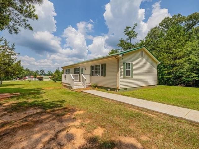 2585 Pineland Shores Cir, Cross Hill, SC 29332
