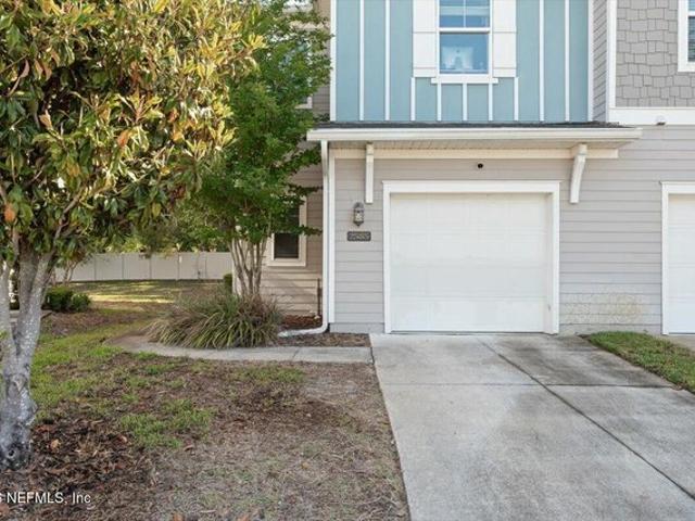 2585 Sandy Dune Dr, Jacksonville, FL 32233