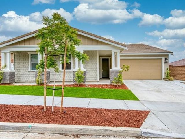 2585 Santa Fiora, Corona, CA 92882