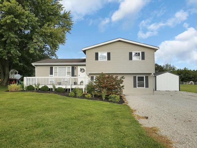 25864 Shoemaker Rd, Circleville, OH 43113