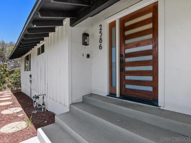 2586 Azure Coast Dr